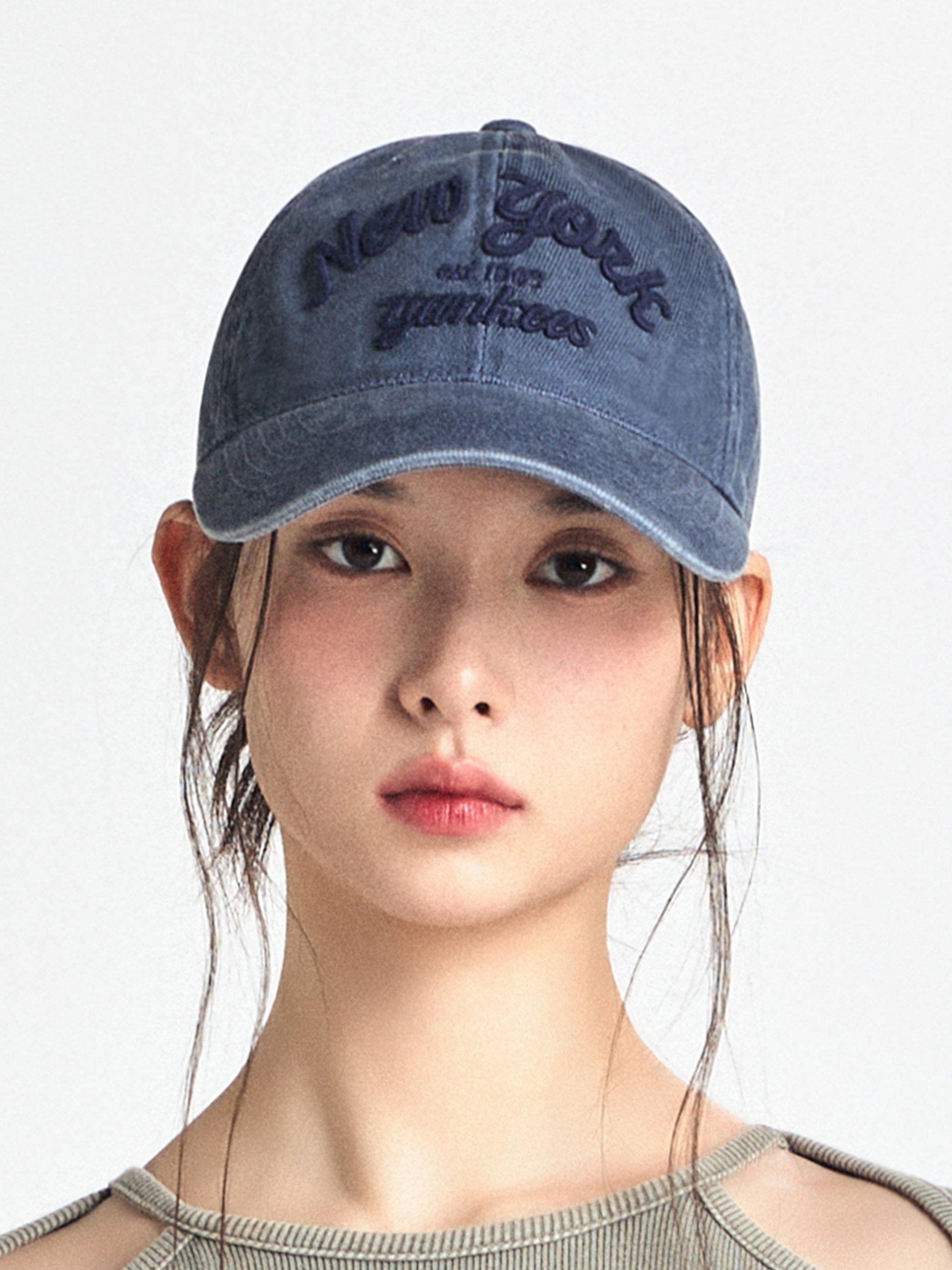 MLB 바시티 레터링 컬러데님 언스트럭쳐 볼캡 뉴욕양키스 (NAVY)